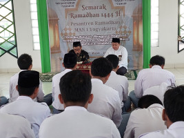 MAN 1 Yogyakarta | Mujahadah Mengawali Pesantren Ramadhan MAN 1 Yogyakarta